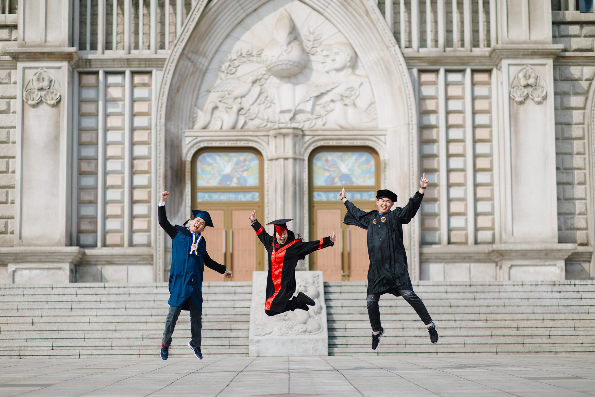 Professional Graduation Photoshoot Services | SweetEscape